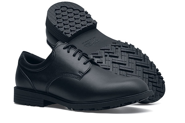 5 Suitable Footwear Styles for Public Transport Drivers | SFC