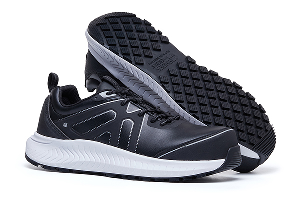 5 Metal-Free Safety Shoes for Employees Using PPE | SFC